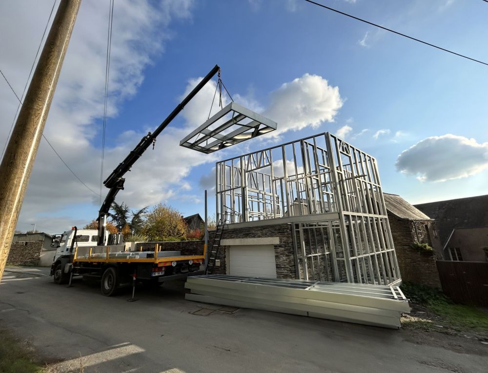 Construction de maison en ossature métallique légère / acier léger ...
